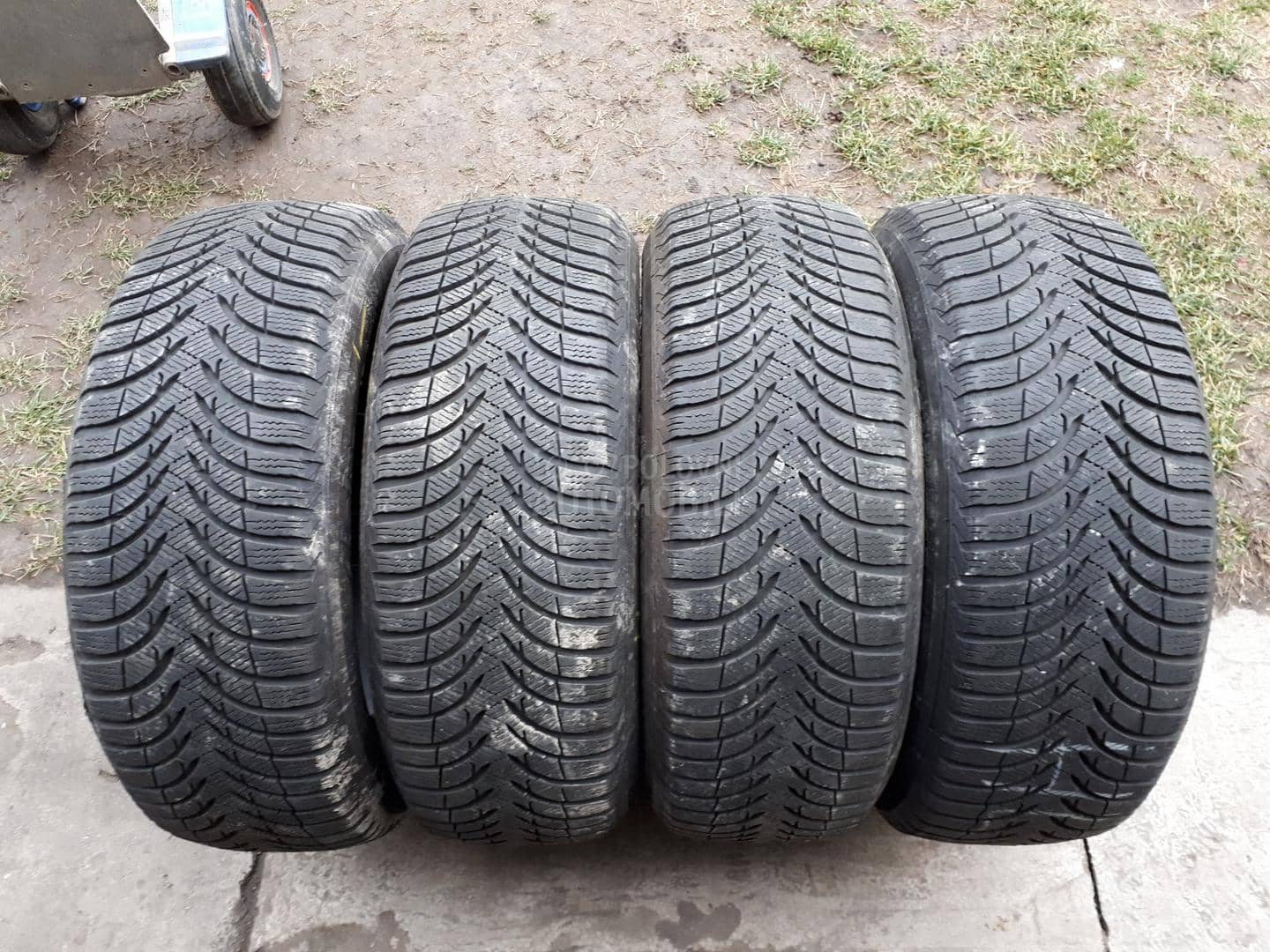 Michelin 215/60 R16 Zimska | Gume | Polovni Automobili