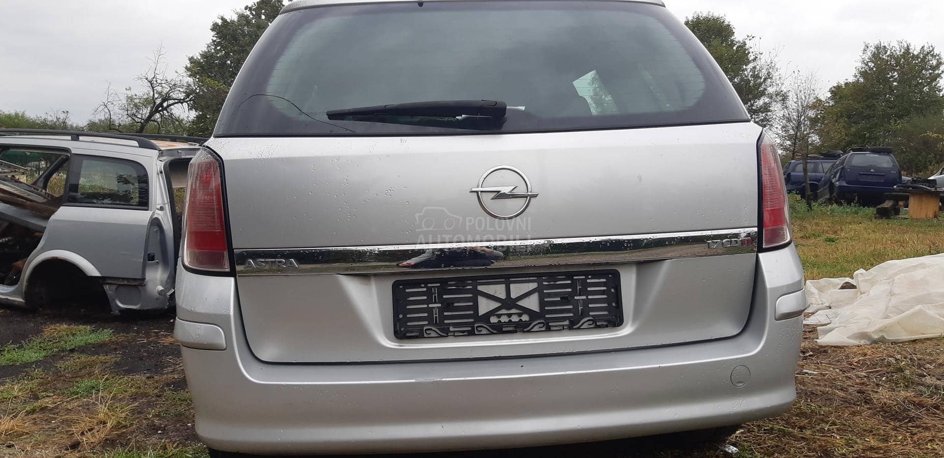 Opel Astra H - kompletan auto u delovima | Auto delovi | Polovni Automobili