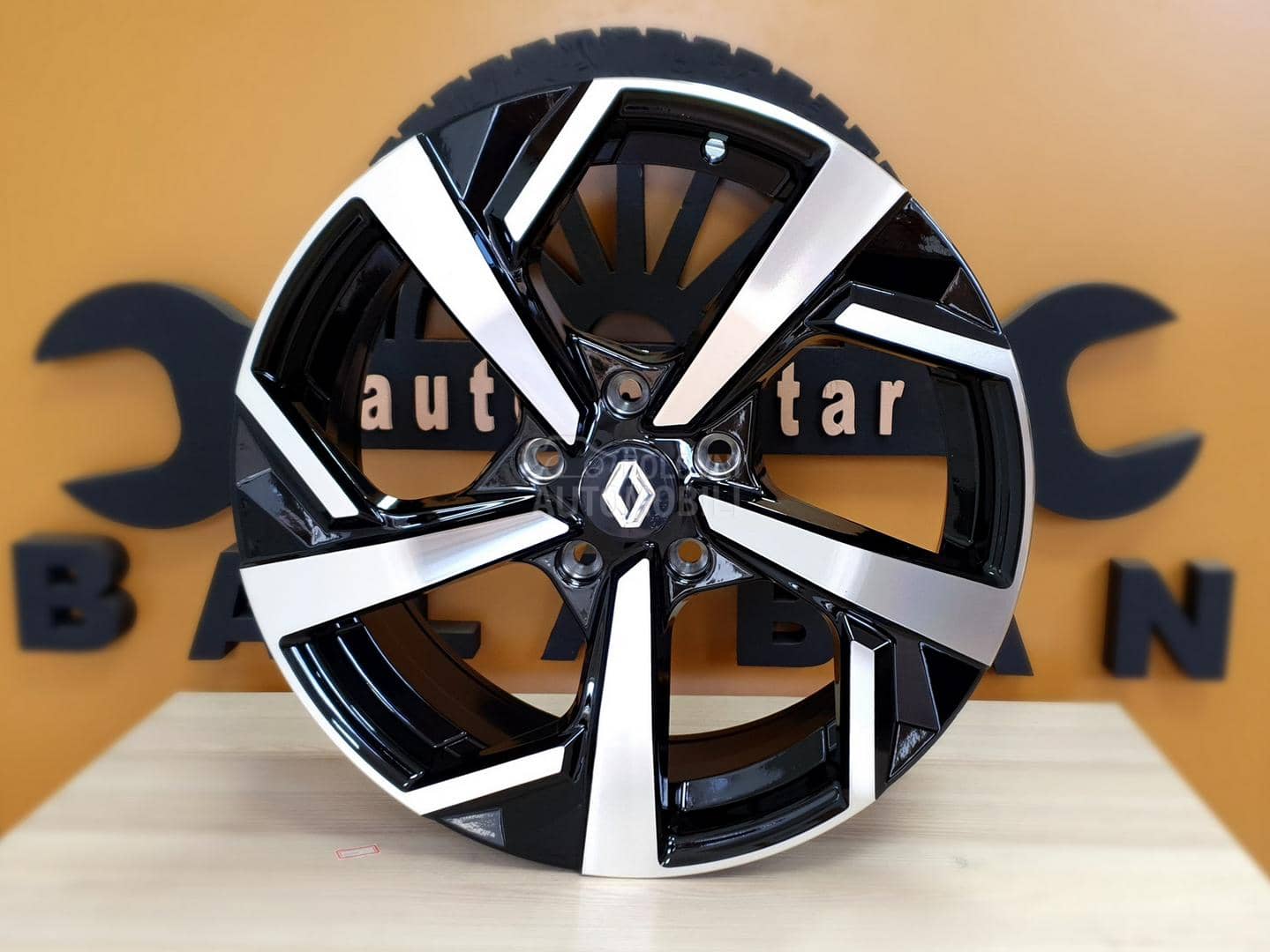 Aluminijumske felne 17" 5 x 114.3 | Felne i ratkapne | Polovni Automobili