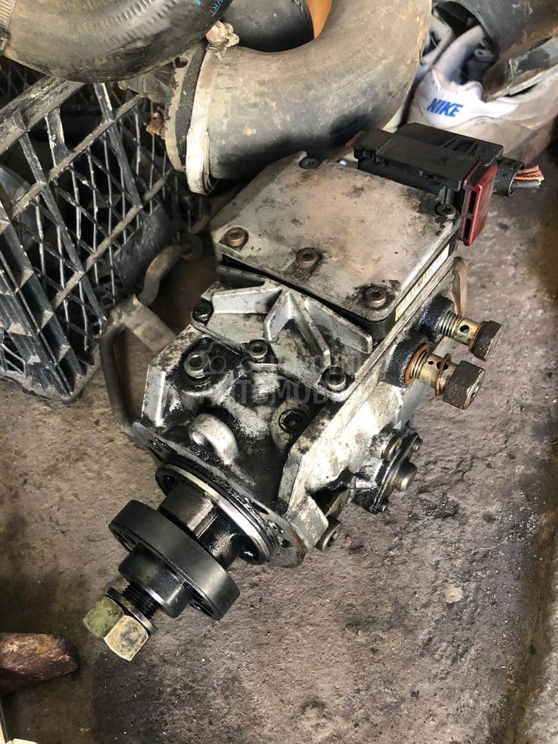 Bosch bos pumpa 2.0dtl 011 za Opel Astra G, Vectra B, Zafira | Auto ...