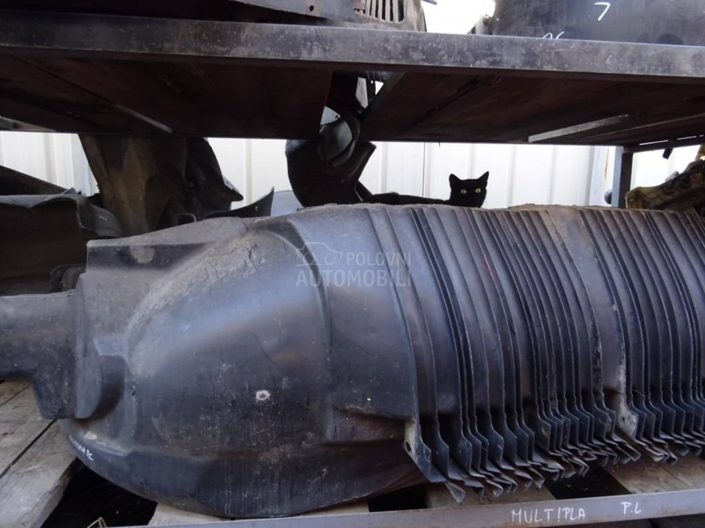 Podkrilo koruba za Fiat Stilo | Auto delovi | Polovni Automobili