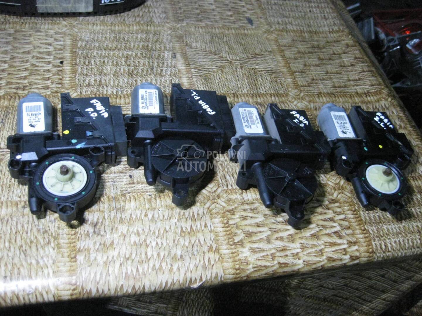 Motorici podizaca polovni za Škoda Fabia | Auto delovi | Polovni Automobili