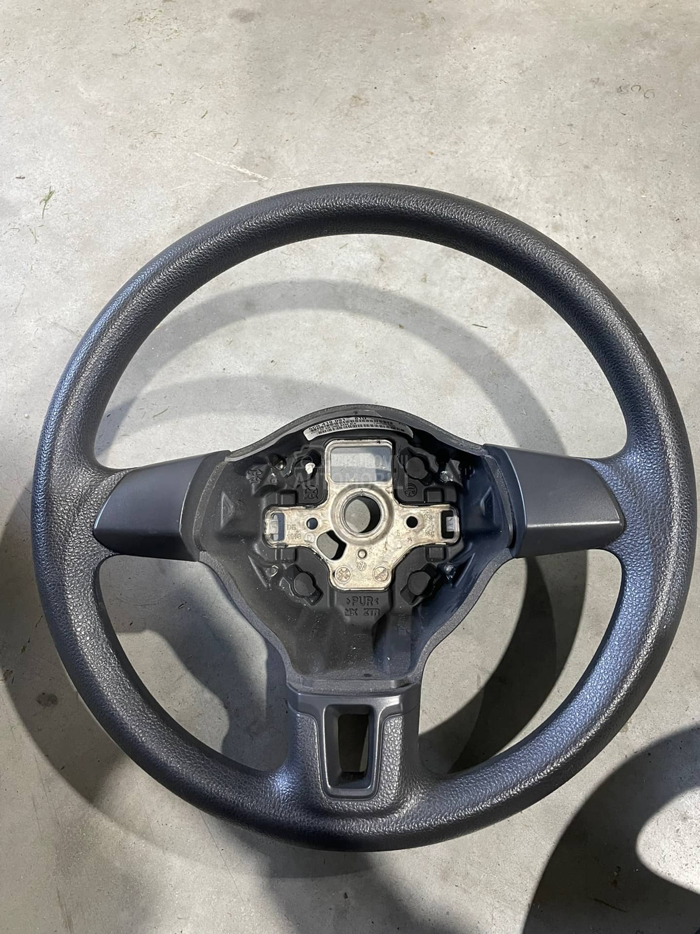 Volan za Volkswagen Golf 6 od 2009. do 2013. god. | Auto delovi ...