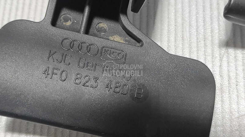 BRAVA HAUBE za Audi A6 - 4F0823480B | Auto delovi | Polovni Automobili