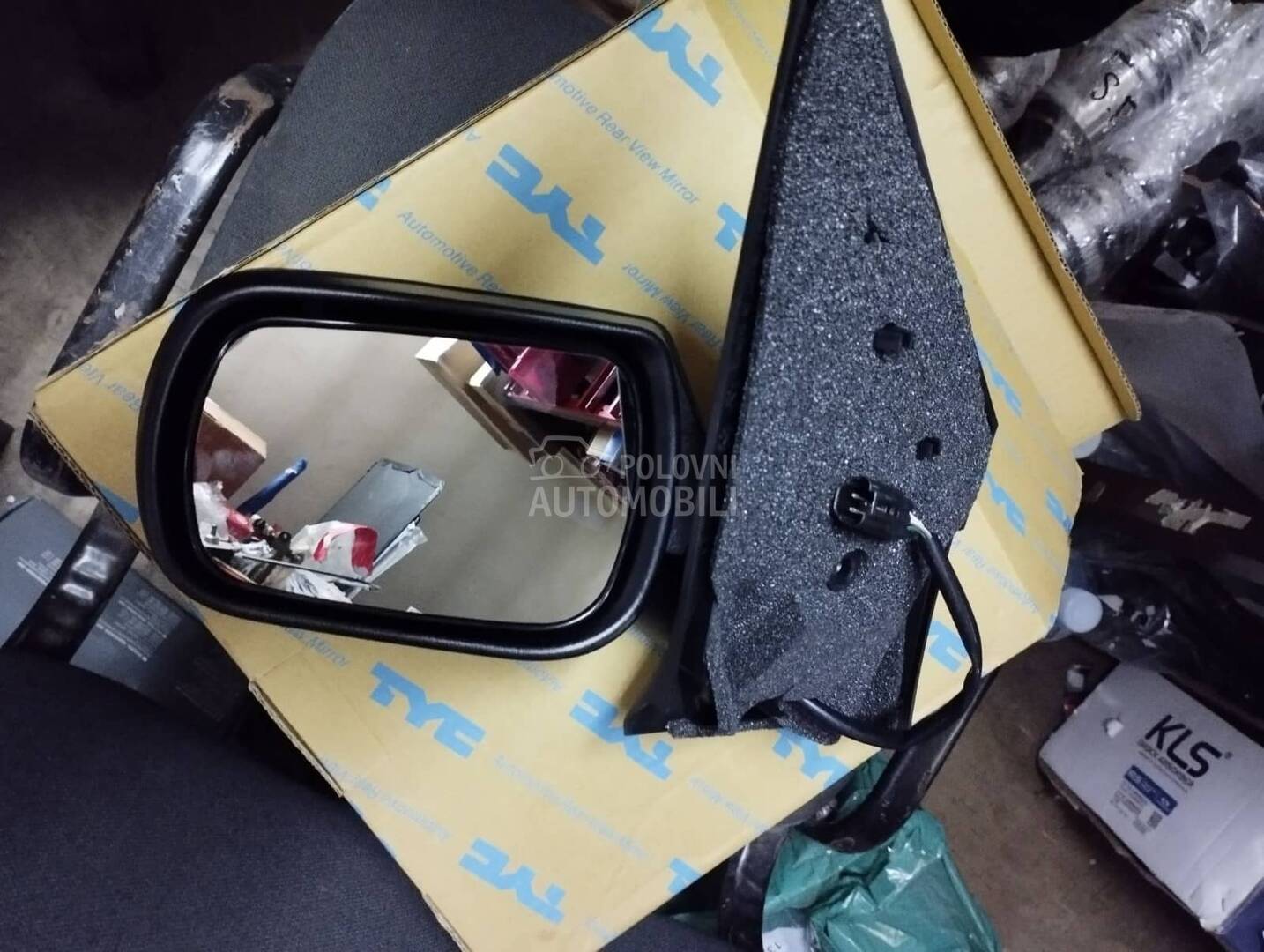 Retrovizor za Ford Fusion | Auto delovi | Polovni Automobili