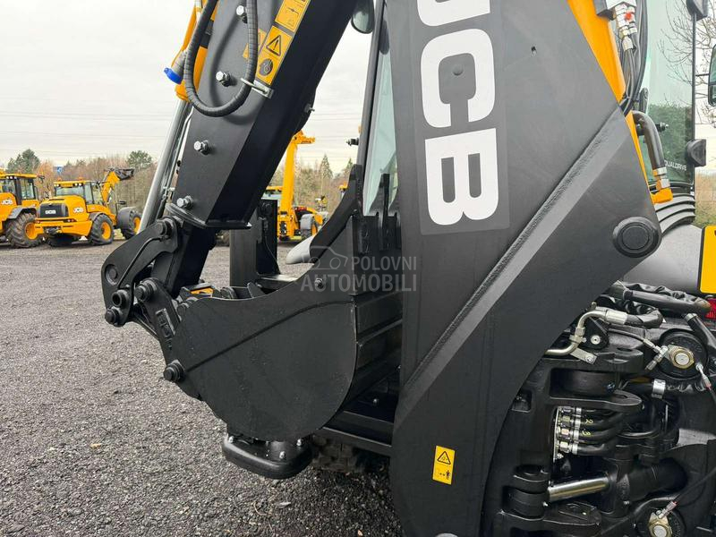 JCB 4CX PRO 80 YEAR EDITION (2025) - 135.000 € - 21000 Novi Sad - www ...