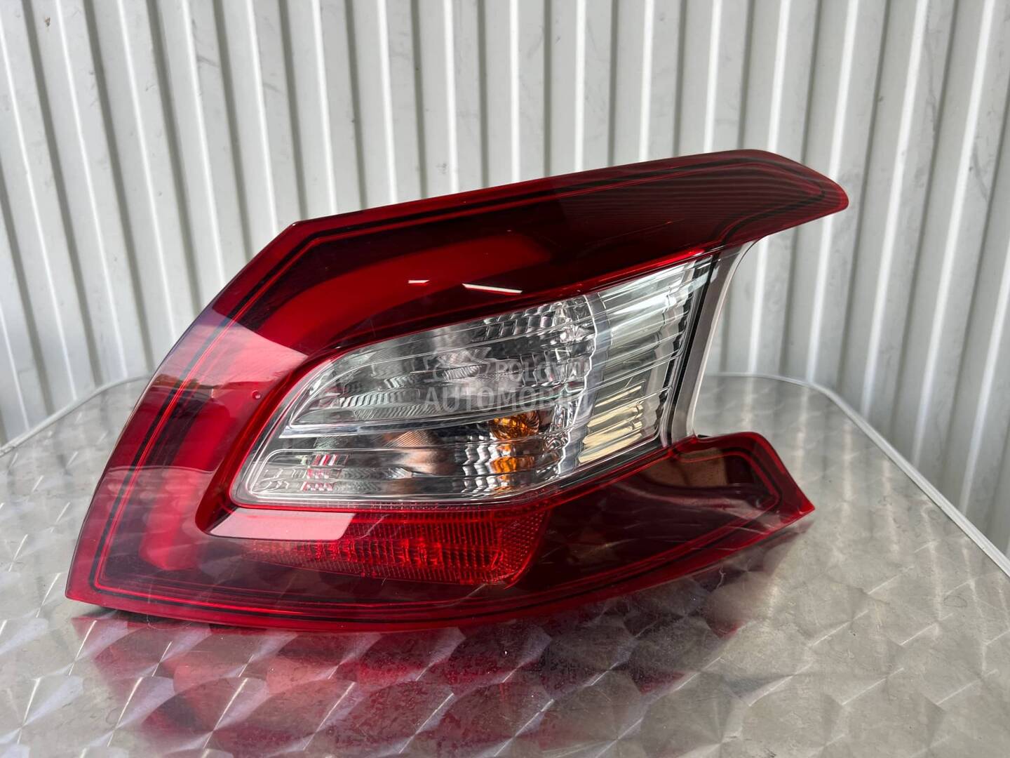 STOP SVETLO NA KAROSERIJ za Peugeot 308 od 2015. do 2019. god. | Auto ...