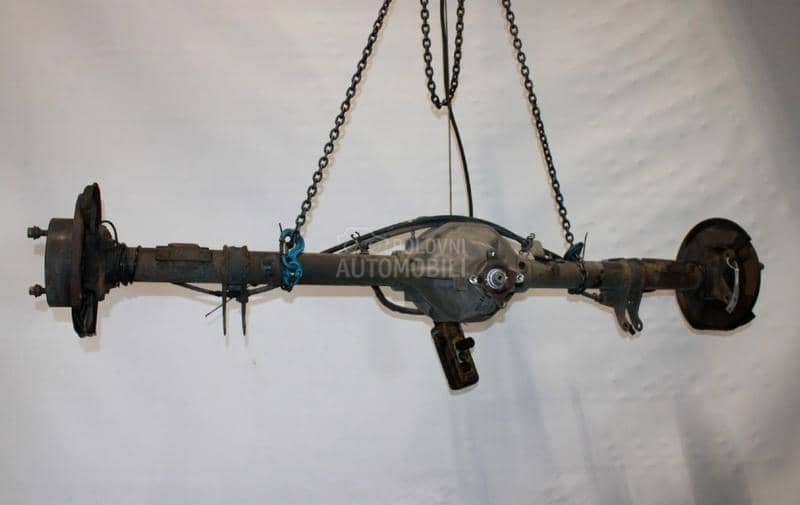 Osovina za Sprinter W906 | Delovi i oprema za transportna vozila ...