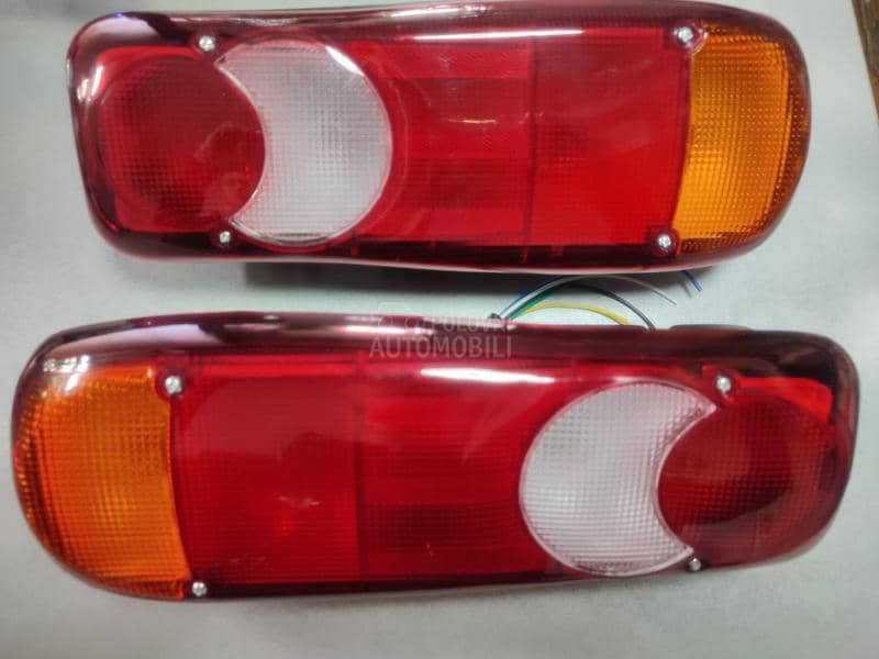 Stop svetla polu mesec | Delovi i oprema za transportna vozila ...