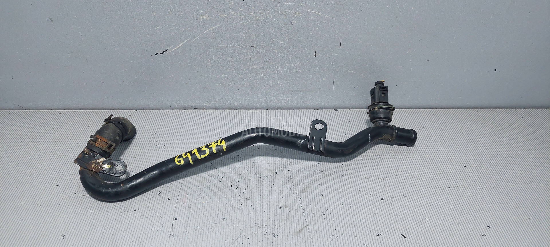 CRIJEVO za Volkswagen Caddy - 5N0121065 | Auto delovi | Polovni Automobili