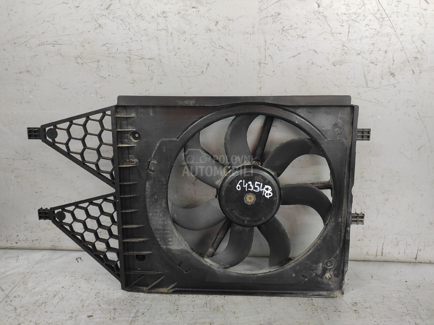 NOSAC VENTILATORA za Škoda Fabia - 6R0121207Q | Auto delovi | Polovni ...