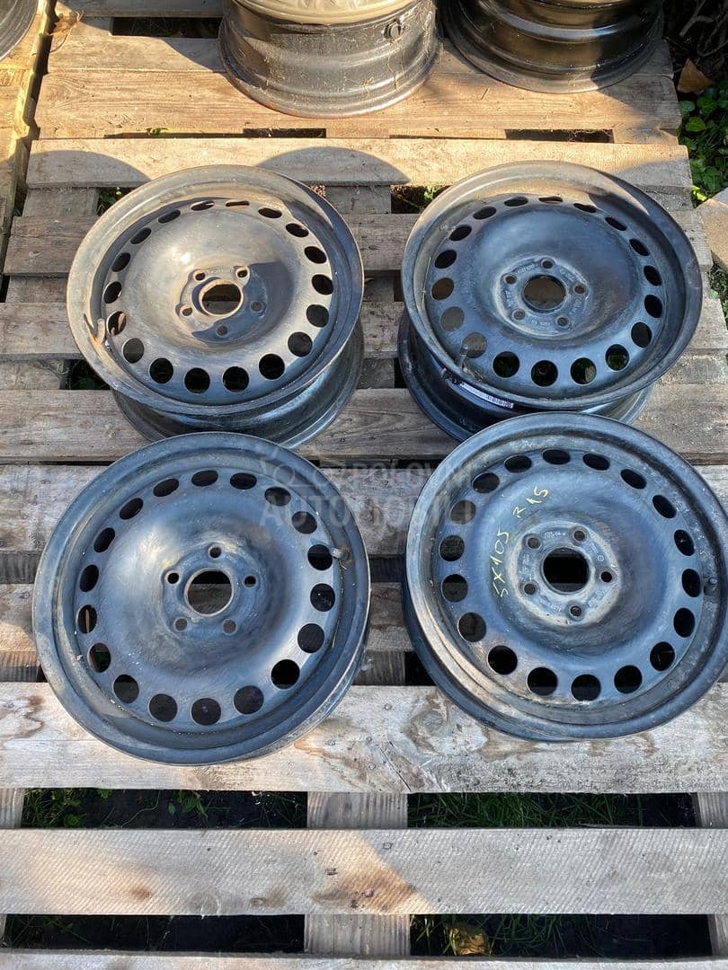 Čelične felne 15" 5 x 105 | Felne i ratkapne | Polovni Automobili