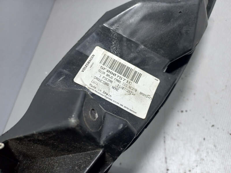 NOSAC FARA za Seat Leon - 5F0807571C | Auto delovi | Polovni Automobili