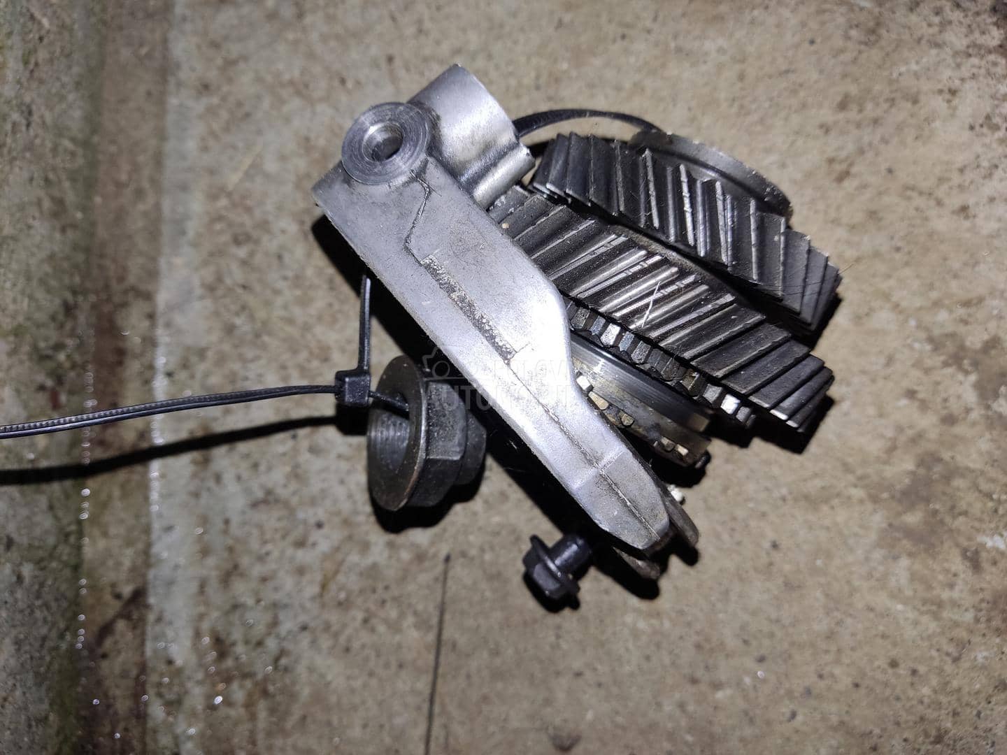 Peta brzina menjac za Toyota 4Runner, Auris, Avalon ... od 1980. do ...