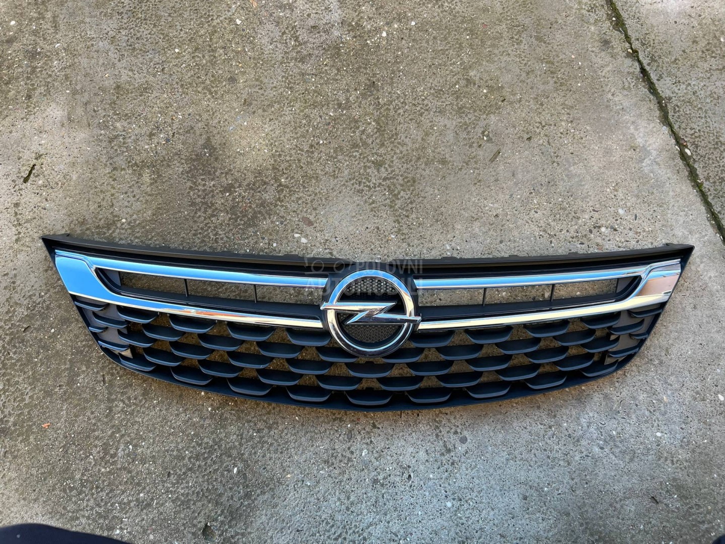 maska branika znak za Opel Astra K od 2015. do 2023. god. | Auto delovi ...