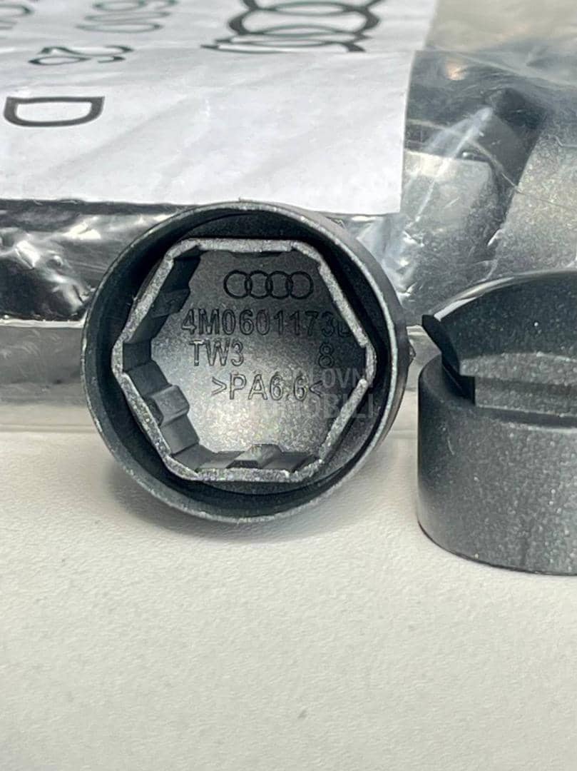 Kapice za šrafove od felni za Audi TT, Coupe, 80 ... - 4M0601173D ...