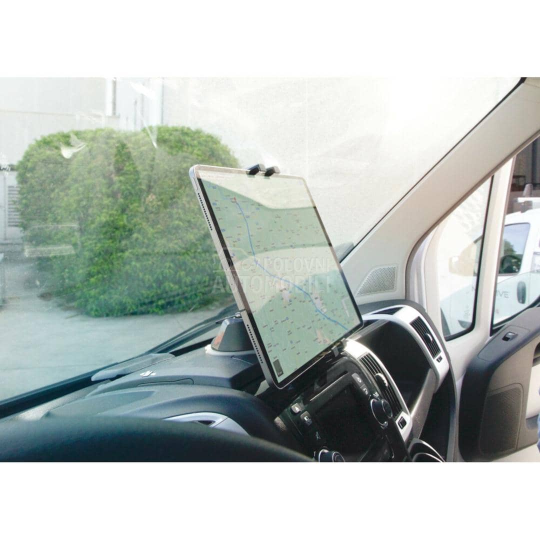 Držač tableta za auto | Auto oprema | Polovni Automobili
