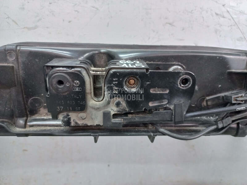 BRAVA HAUBE za Audi Q5 - 8K1823746 | Auto delovi | Polovni Automobili