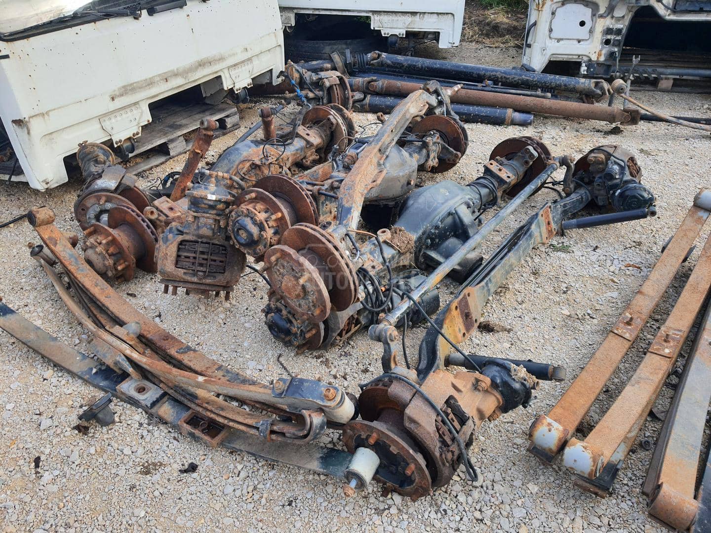 Trap truba diferencijal MAN | Delovi i oprema za transportna vozila ...