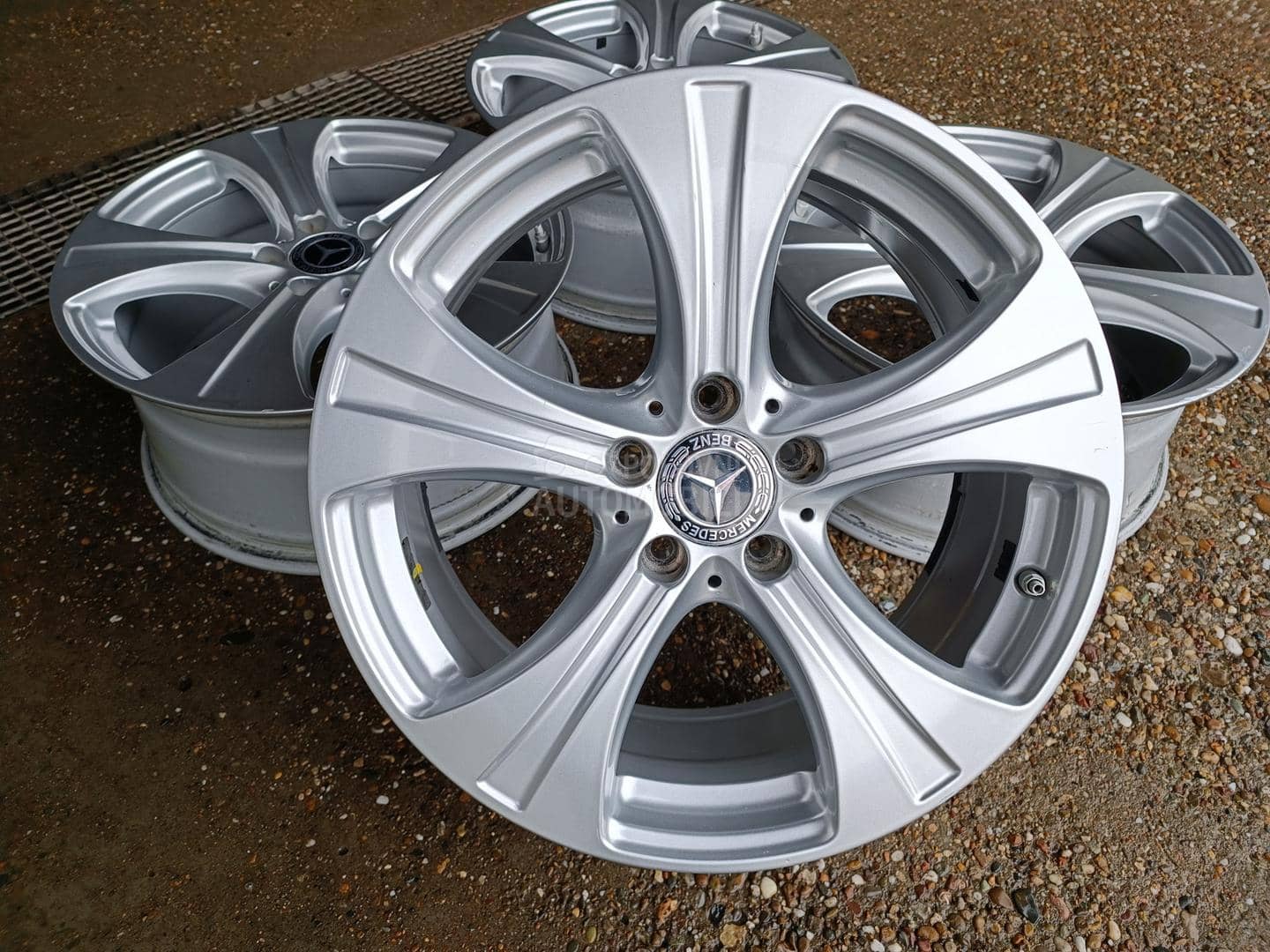 Aluminijumske felne Original Mercedes 18" 5 x 112 | Felne i ratkapne ...