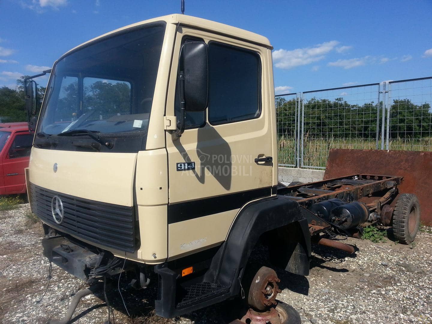 Kabina i delovi Mercedes 814 | Delovi i oprema za transportna vozila ...