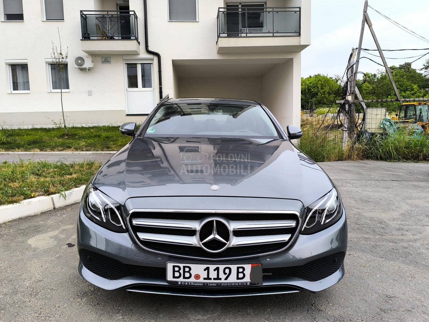 Mercedes Benz E 220 2 Seta guma | Polovni Automobili