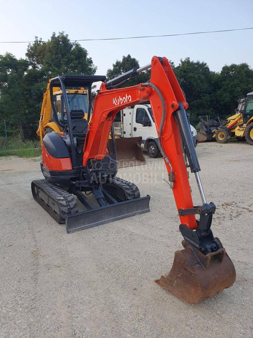 Polovni Kubota U 25 3a 2011. god. Polovni Automobili Srbija, Simićevo