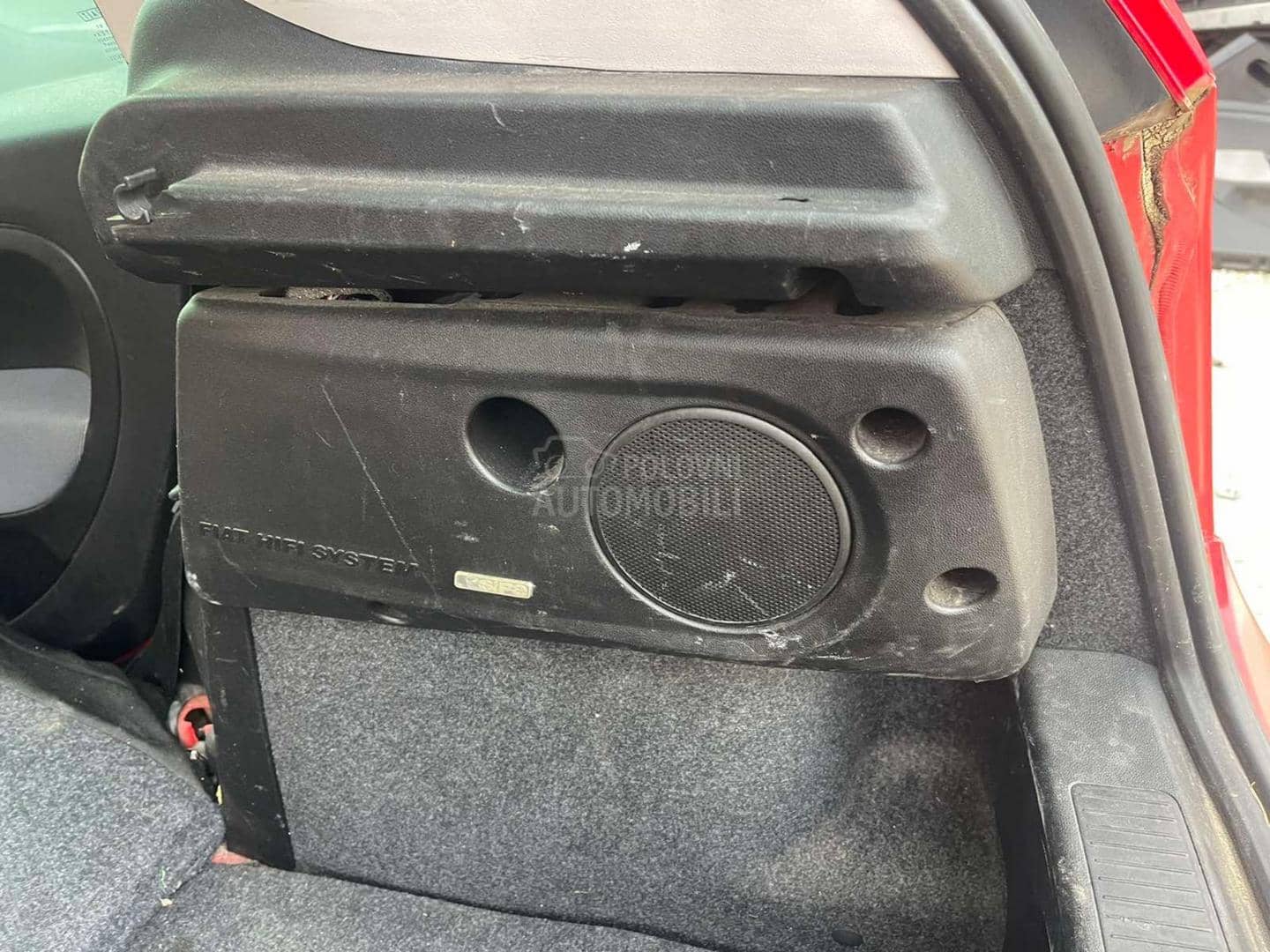Vufer fabricki za Fiat Grande Punto | Auto oprema | Polovni Automobili