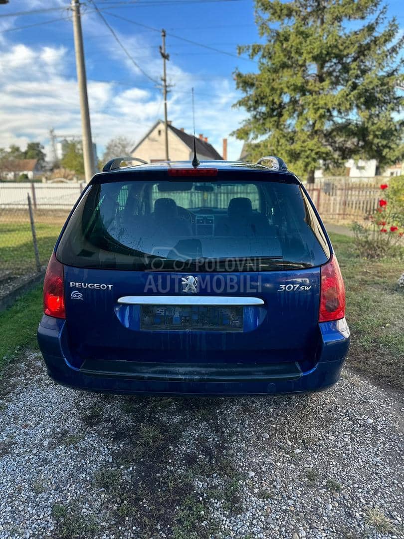Gepek vrata EGED Pezo 307 sw za Peugeot 307 | Auto delovi | Polovni Automobili