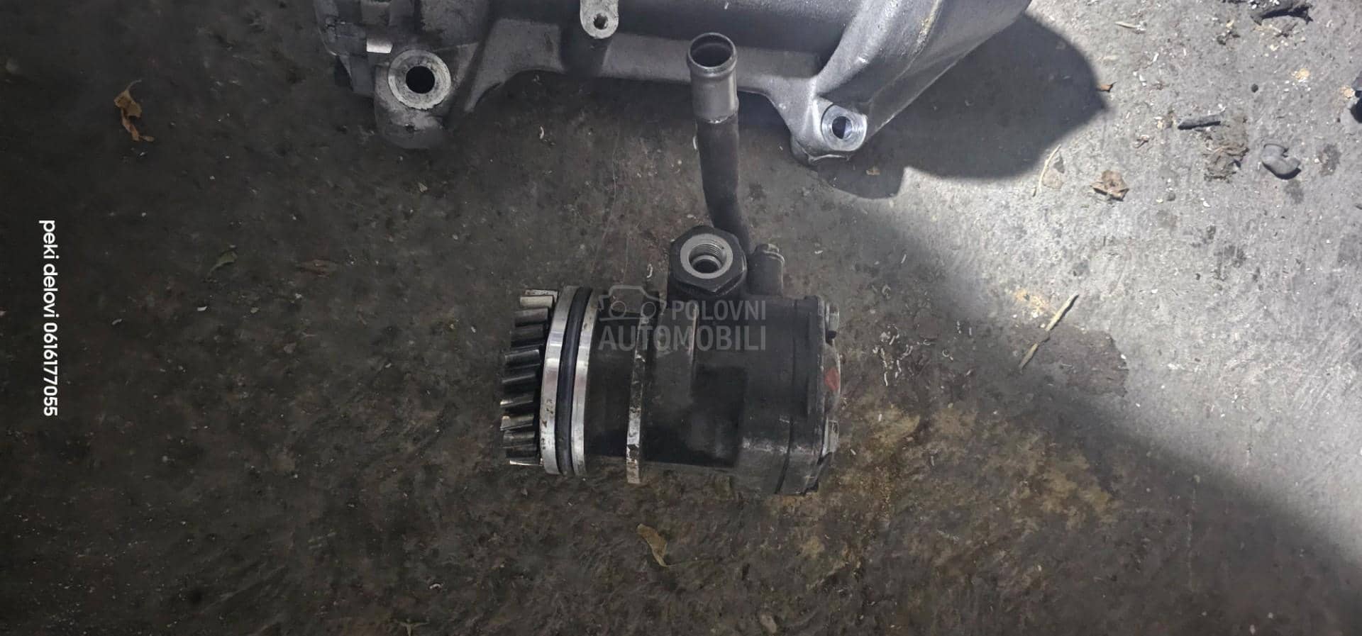 Servo pumpa t5 2.5 | Delovi i oprema za transportna vozila | Polovni ...