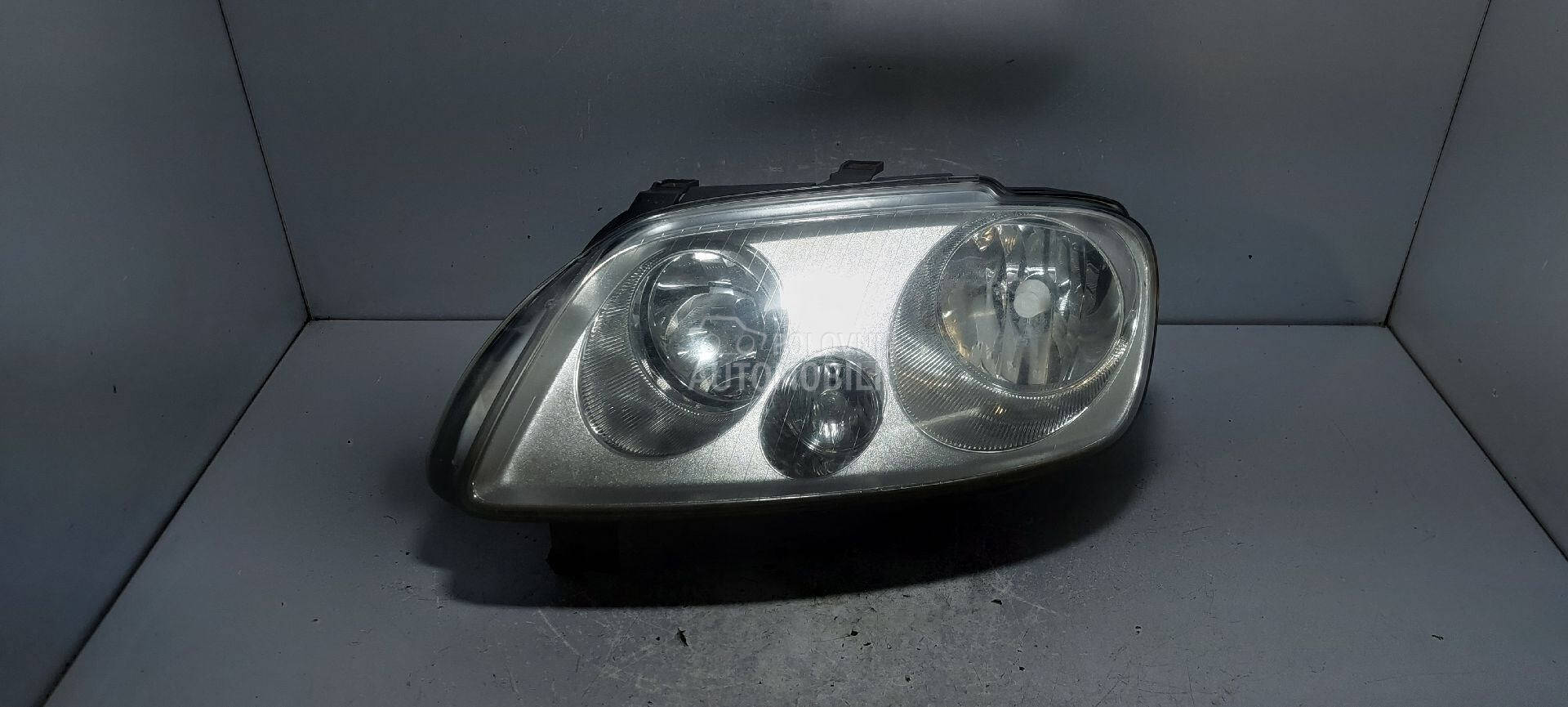 FAR za Volkswagen Caddy - 2K0941005B | Auto delovi | Polovni Automobili