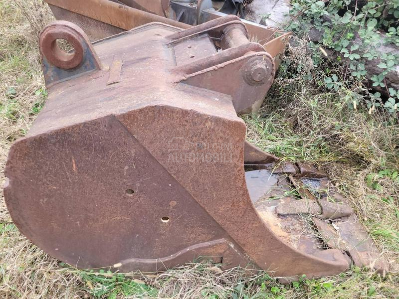 Kasike za bagere OPIS | Delovi i oprema za Radne mašine | Polovni ...