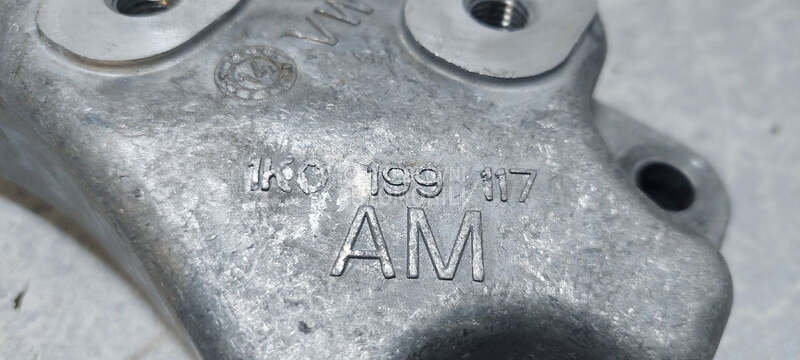 NOSAC MJENJACA za Volkswagen Passat B6 - 1K0199117AM | Auto delovi ...