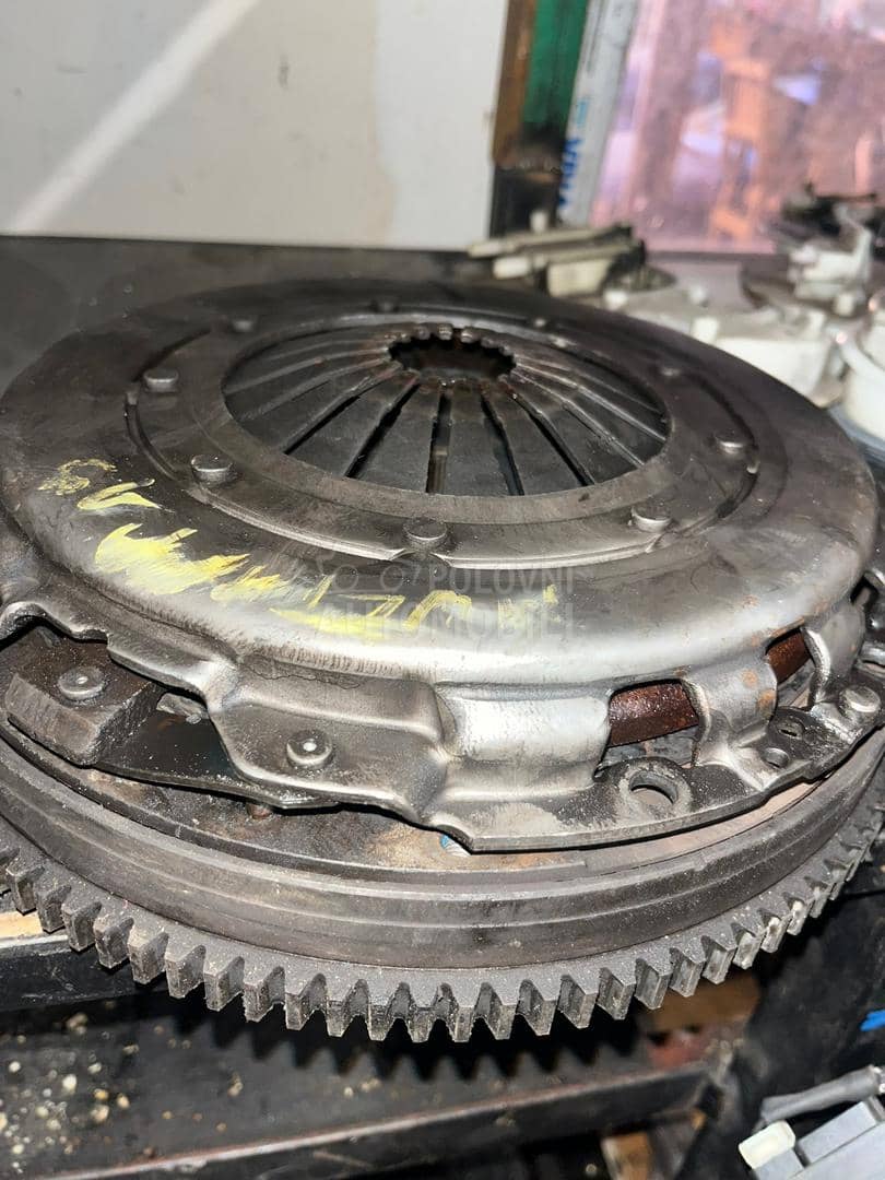 Plivajuci zamajac 1,9 jtd za Fiat Multipla | Auto delovi | Polovni ...