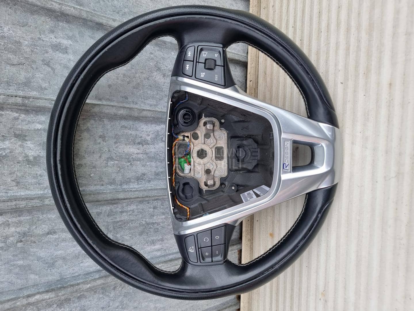 Volan R DESIGN za Volvo S60, V40, V50 ... od 2012. do 2019. god. | Auto ...