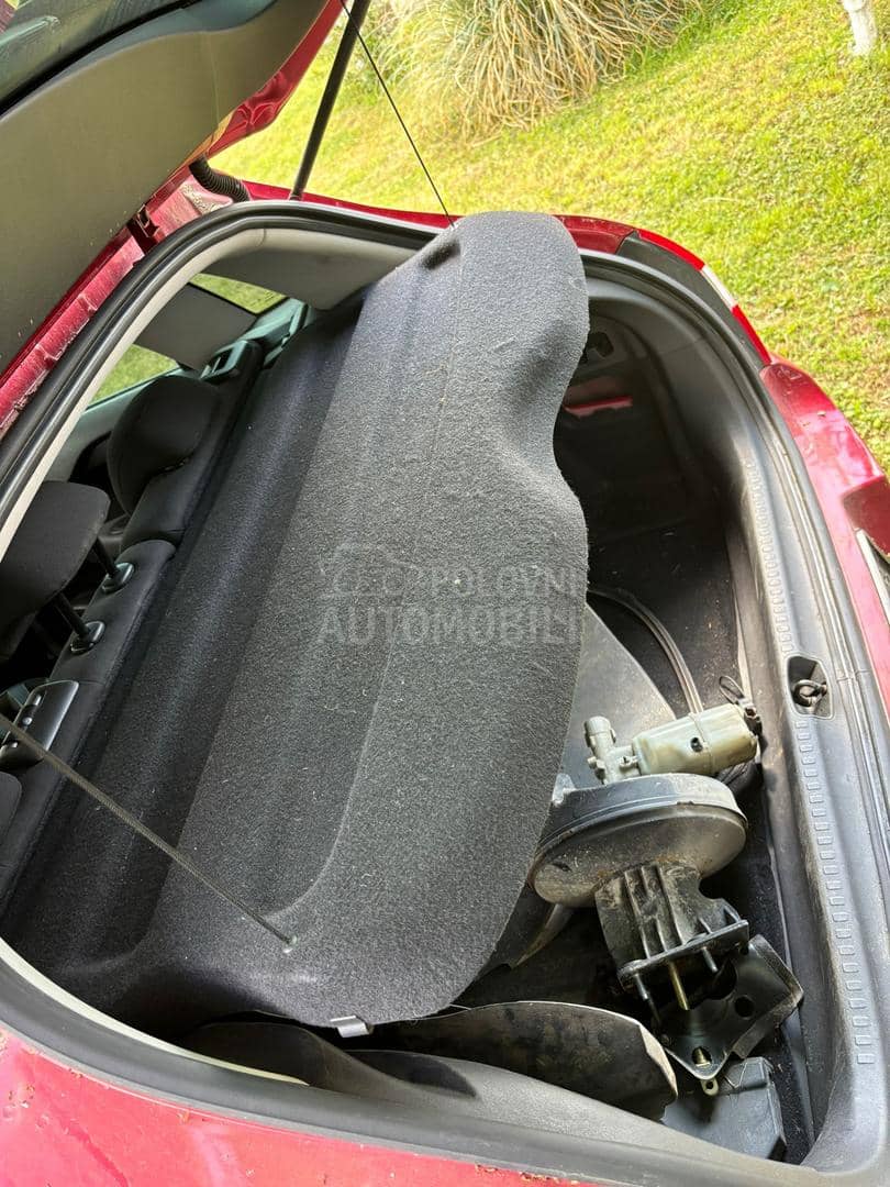 gepek daska polica za Citroen C4 | Auto delovi | Polovni Automobili