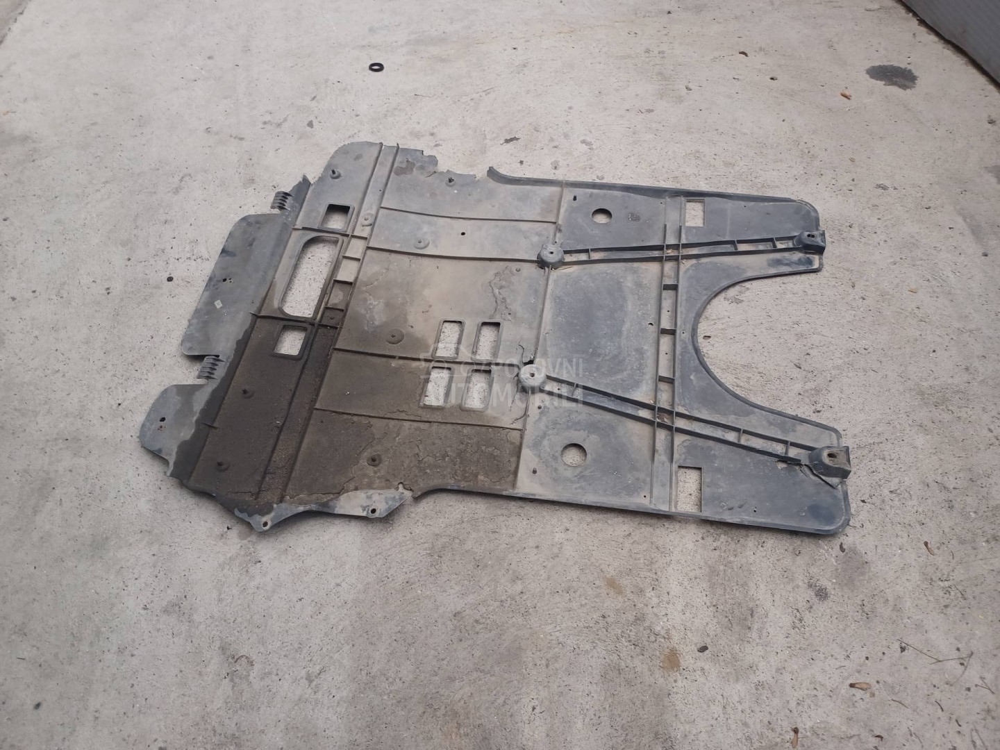 SUSPLEH ZASTITA MOTORA za Peugeot 5008 | Auto delovi | Polovni Automobili