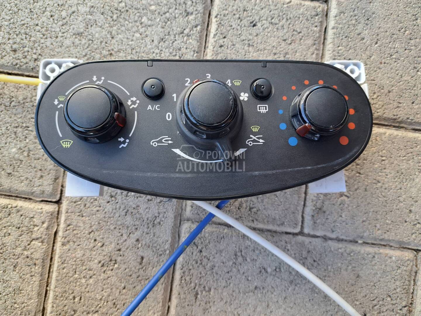 Prekidaci ventilatora klime za Dacia Sandero od 2009. do 2014. god ...