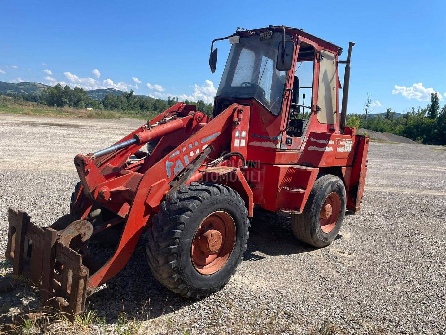 Polovni Fai Komatsu 595 B 1992. god. Polovni Automobili Srbija, Kovin