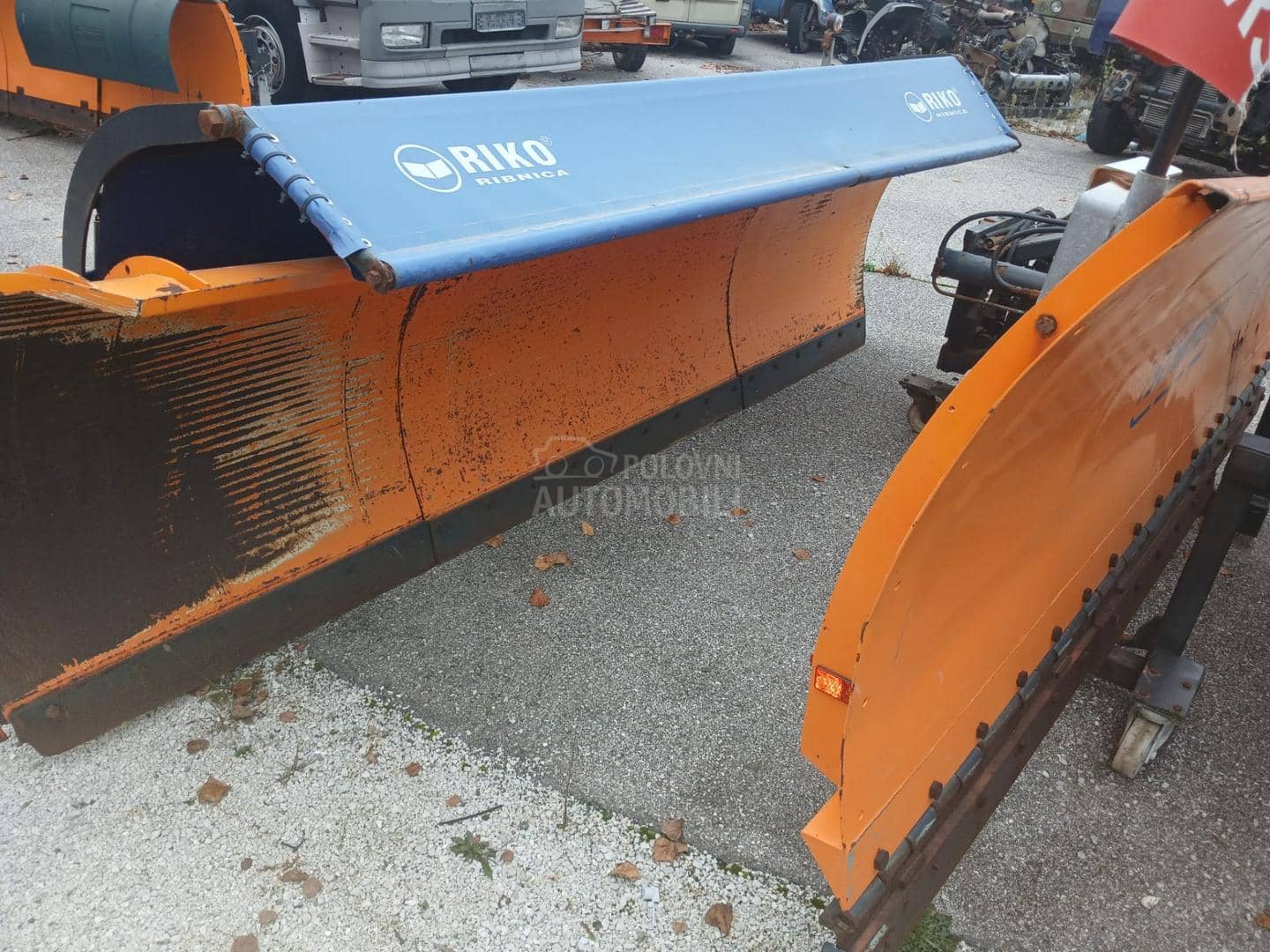 RAONIK ZA SNEG | Delovi i oprema za transportna vozila | Polovni Automobili