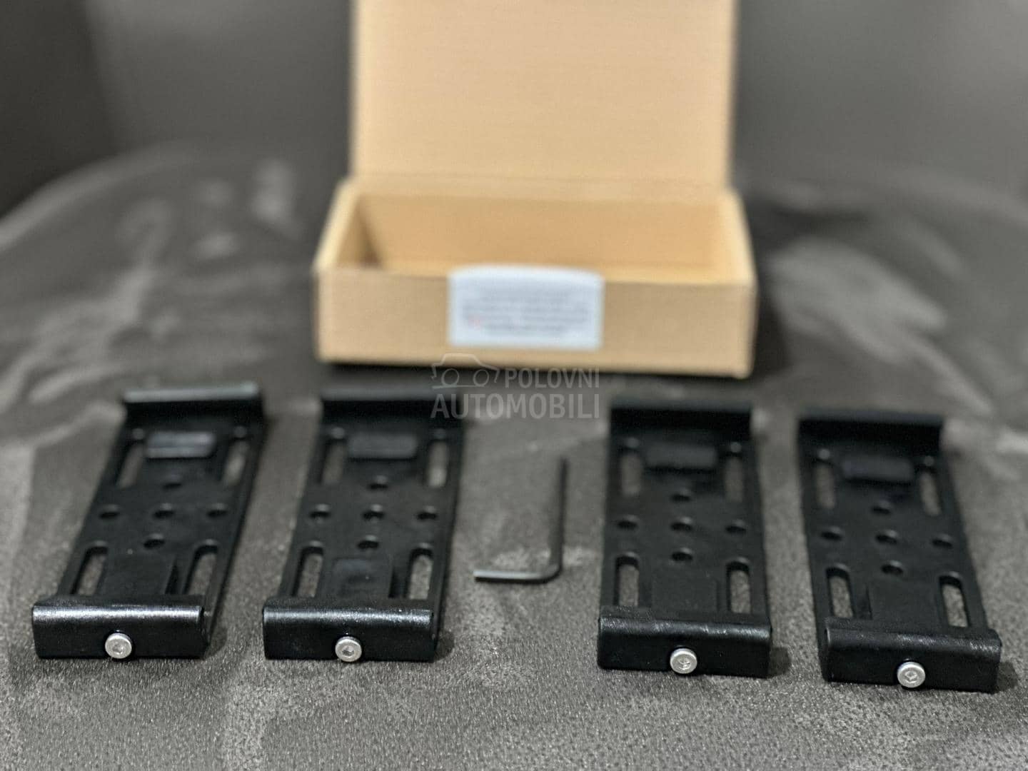 drzac tablice | Auto oprema | Polovni Automobili