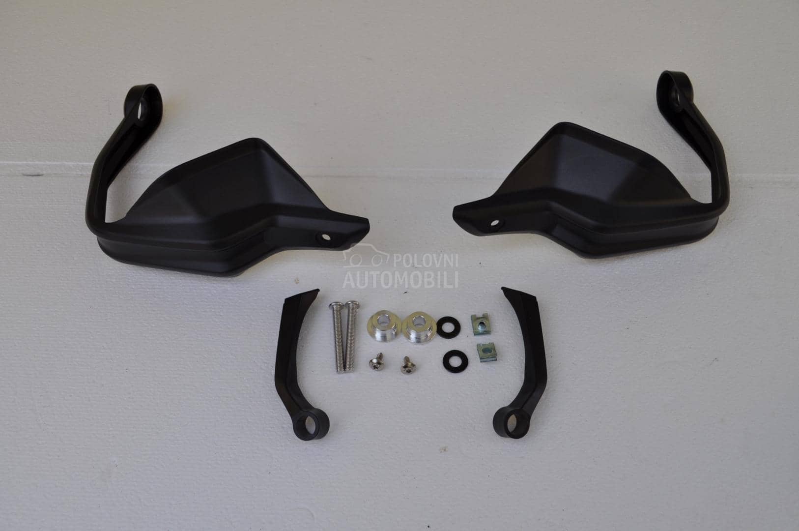 BMW stitnici za ruke | Delovi i oprema za motore | Polovni Automobili