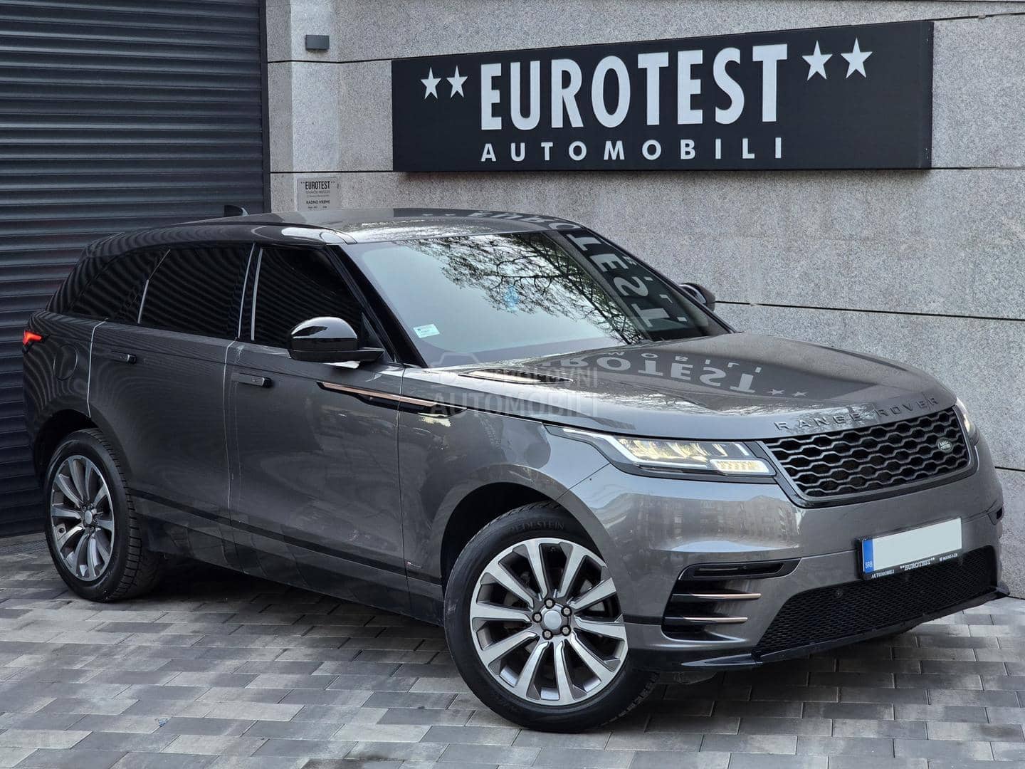 Land Rover Range Rover Velar R-dynamic 240S | Polovni Automobili