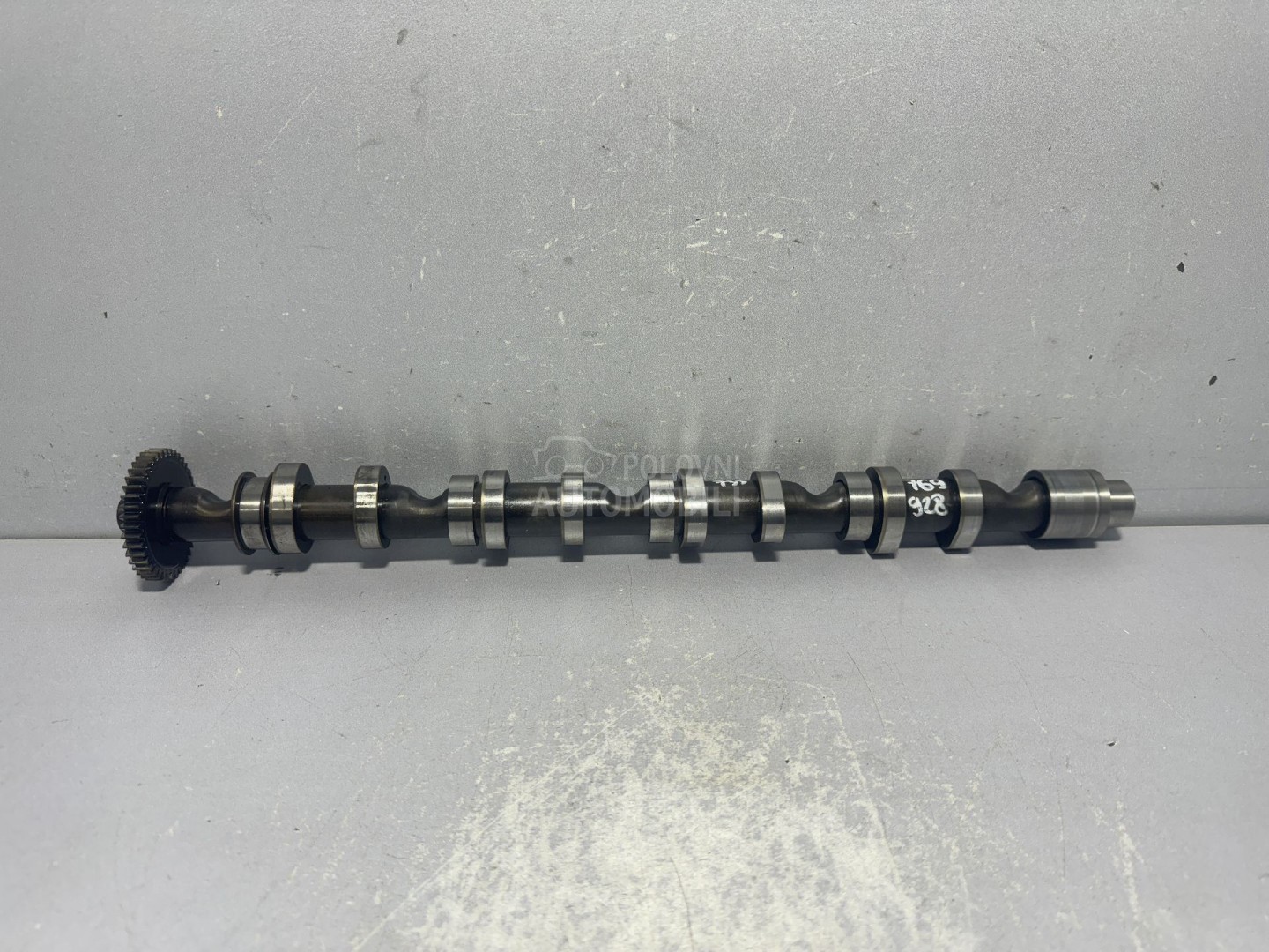 BREGASTA OSOVINA za Audi A4 | Auto delovi | Polovni Automobili