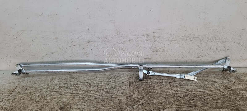 POLUGA BRISACA za Peugeot 308 - 9684806680 | Auto delovi | Polovni ...