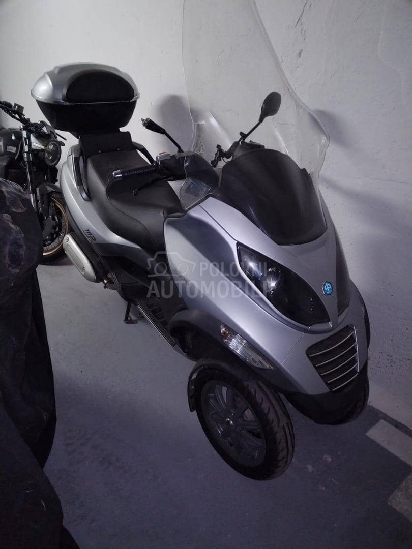 Polovni Piaggio MP3 250 2006. god. Polovni Automobili Srbija, Beograd