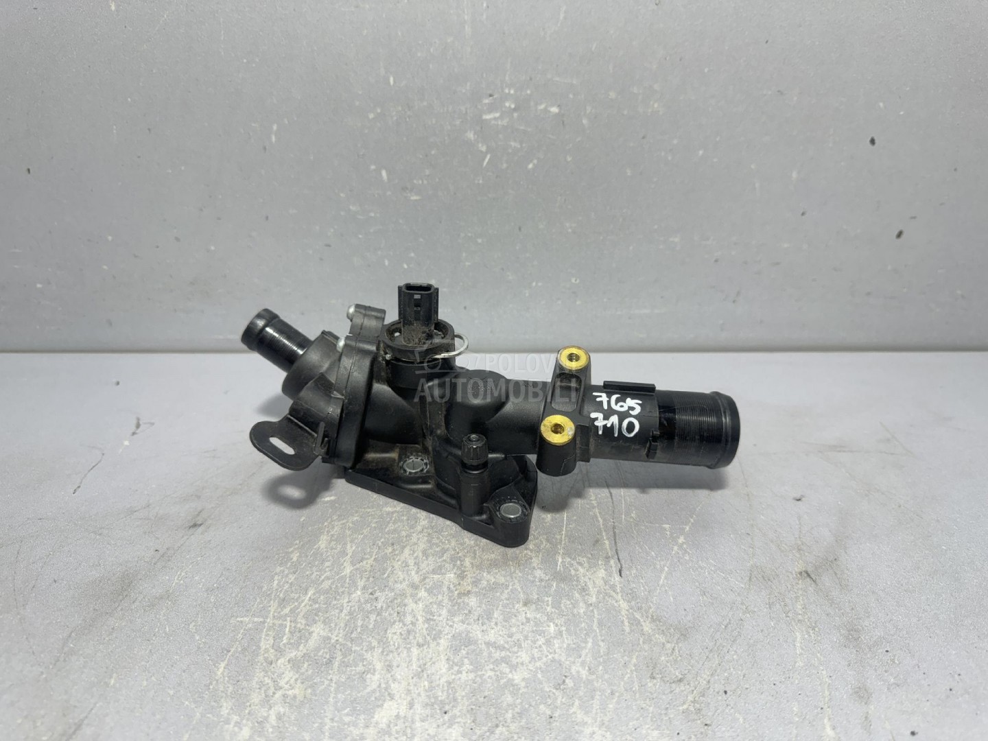 TERMOSTAT za Dacia Duster - 110602770R | Auto delovi | Polovni Automobili