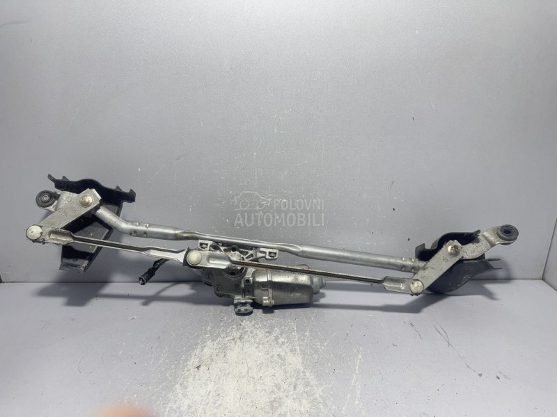 POLUGA BRISACA za Suzuki Swift | Auto delovi | Polovni Automobili