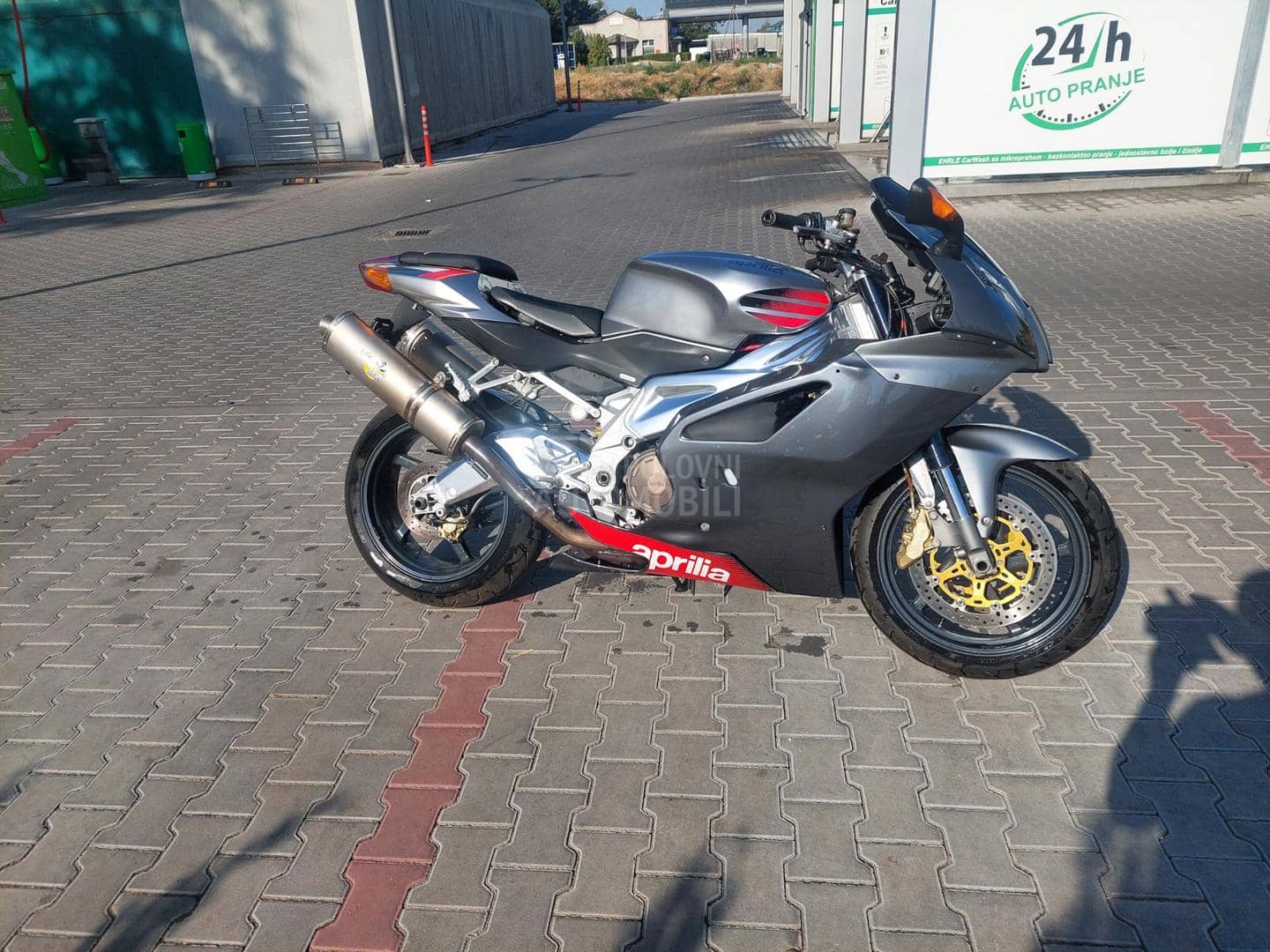 Aprilia RSV 1000 R CH | Polovni Automobili