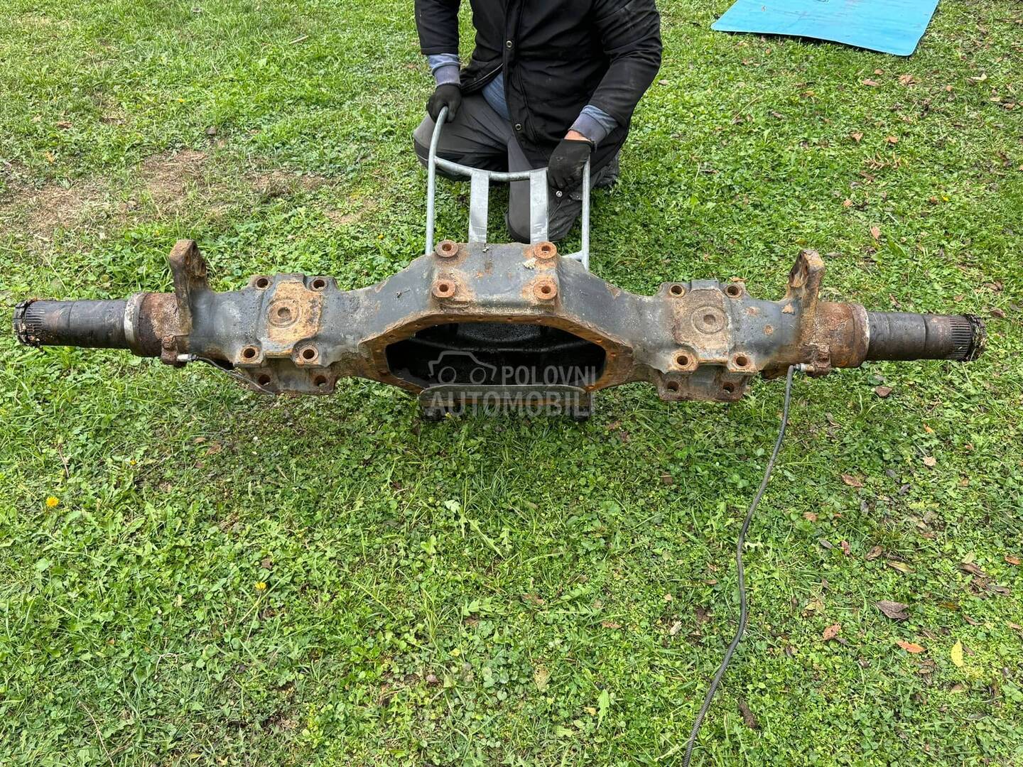 zadnja osovina za kipera | Delovi i oprema za transportna vozila ...